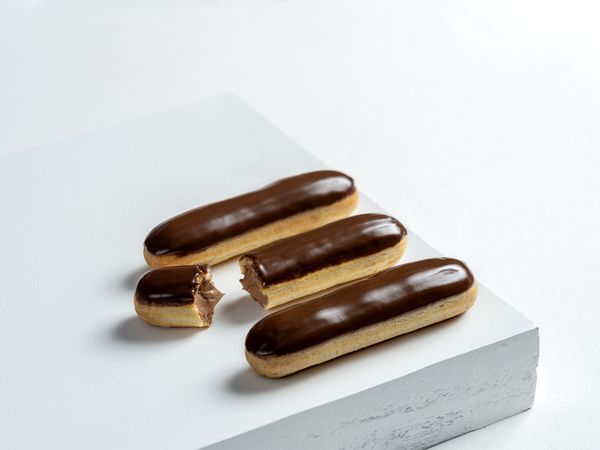 The Éclair: the origin of an emblematic French classic - Puratos